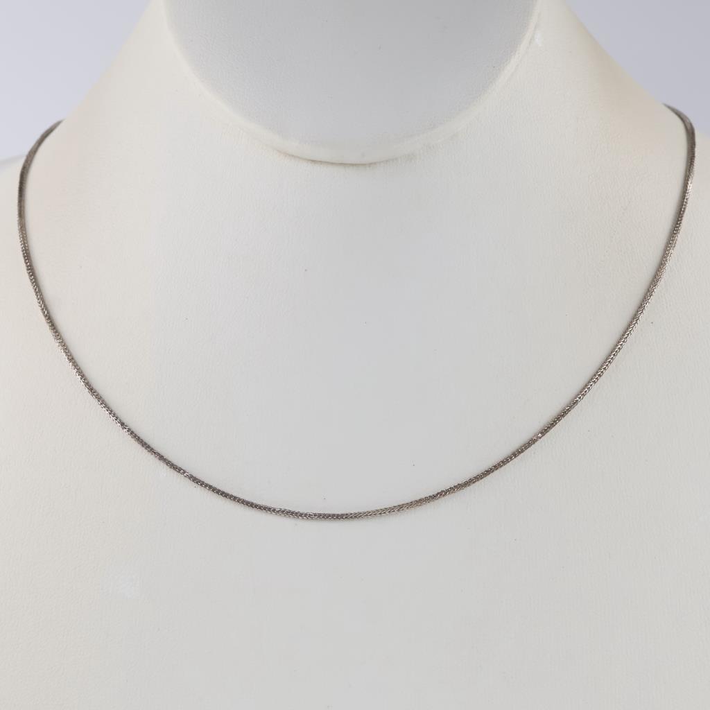 14kt White Gold Foxtail Chain Necklace | Property Room
