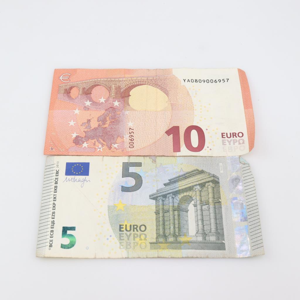 15 Euros | Property Room