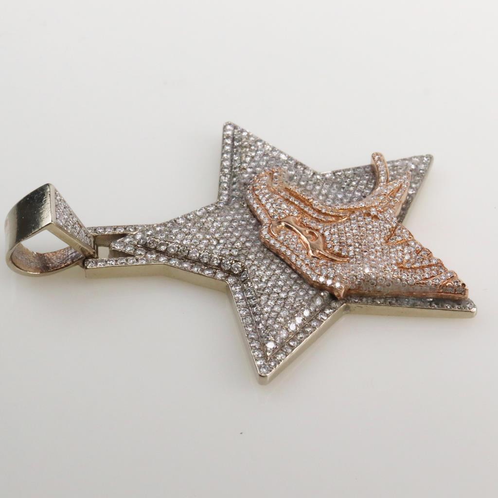 16.42cts TW Diamond 10kt Gold Two-tone Star Pendant-Evaluated By Our ...