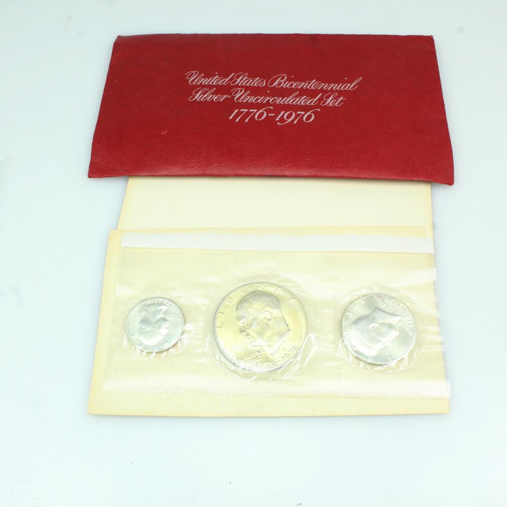 1776-1976 United States Bicentennial Silver Uncirculated Set | Property ...