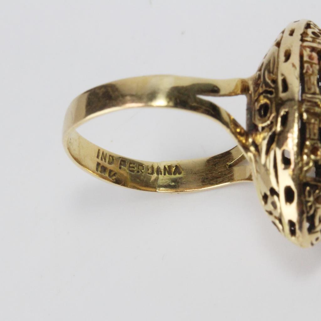 17kt Gold 5g Vintage Peruvian Ring | Property Room
