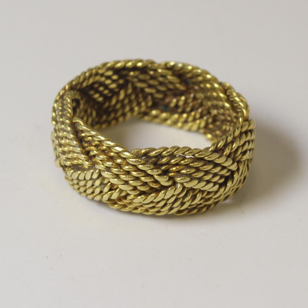 18kt Gold 10g Braided Band Ring | Property Room