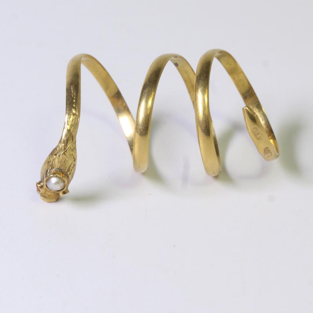 18kt Gold 3.8g Snake Coil Ring With Pearl | Property Room