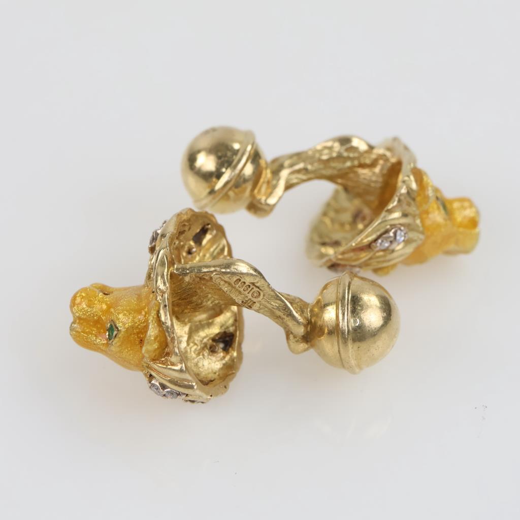 18kt Gold Diamond And Emerald Lion Head Cuff Links -Evaluated By Our ...