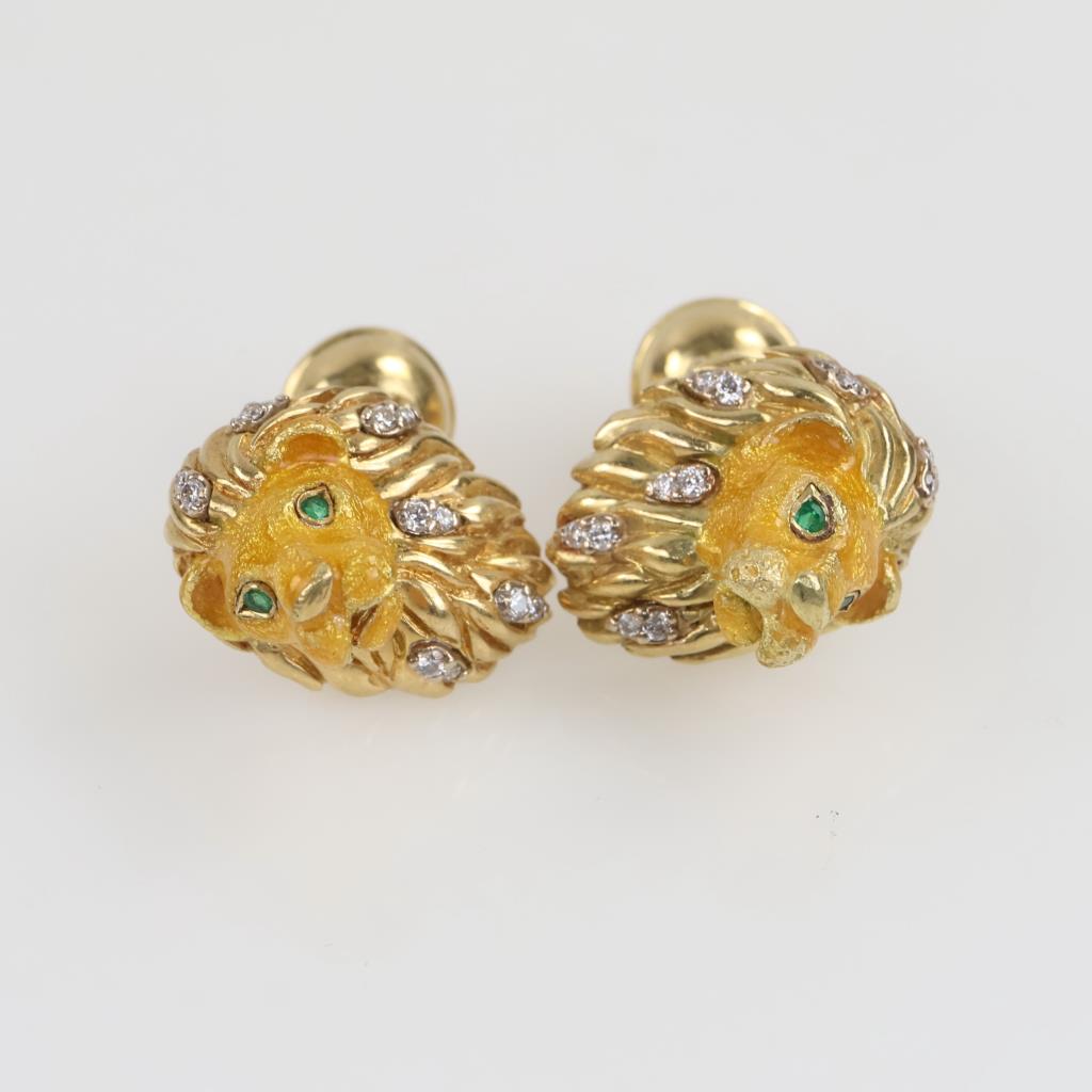 18kt Gold Diamond And Emerald Lion Head Cuff Links -Evaluated By Our ...