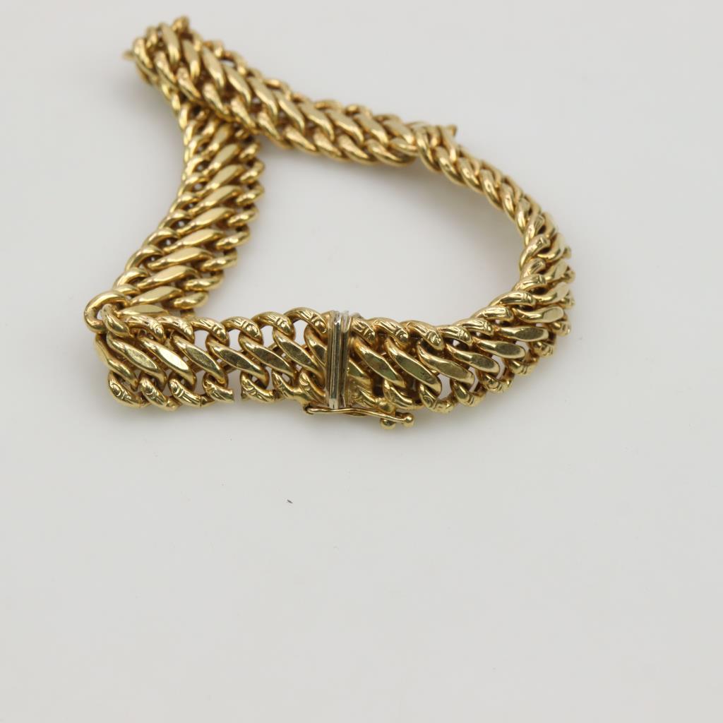 18kt Gold Hollow Bracelet | Property Room