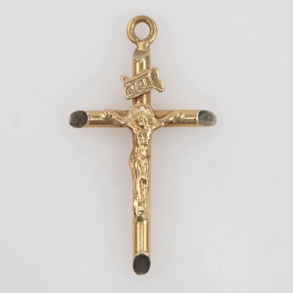 18kt Gold Hollow Cross Pendant | Property Room