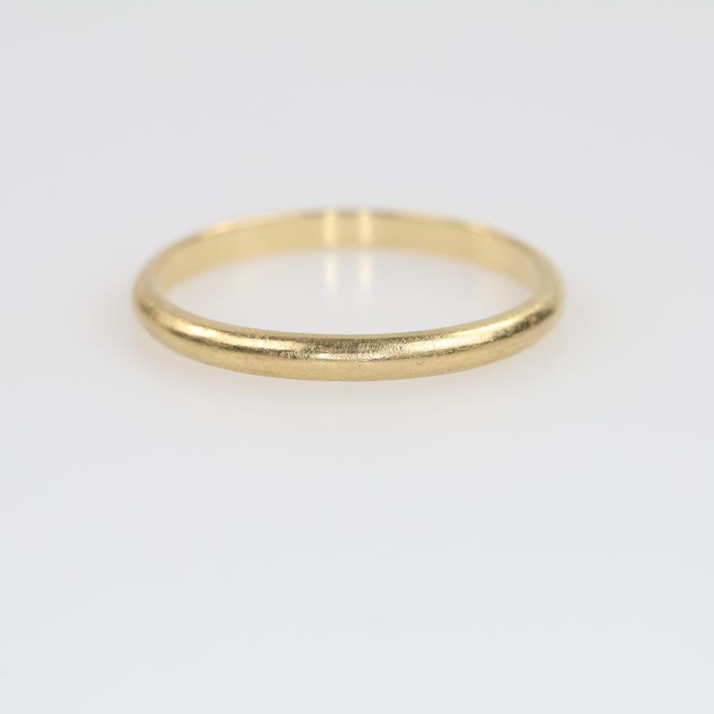 18kt Gold Ring | Property Room
