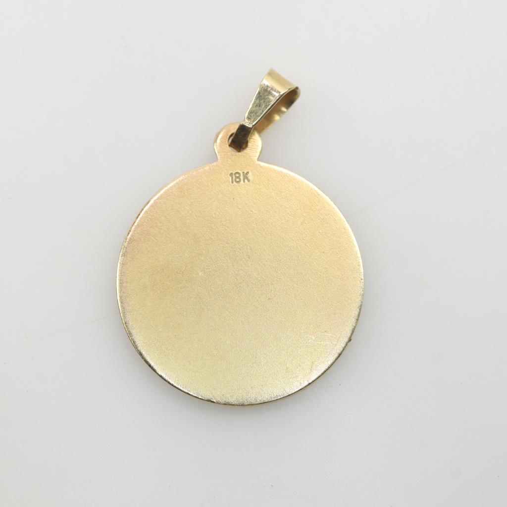 18kt Gold Round Religious Pendant | Property Room