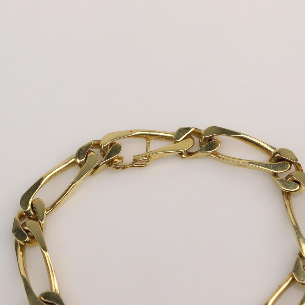 18kt GP Bracelet | Property Room