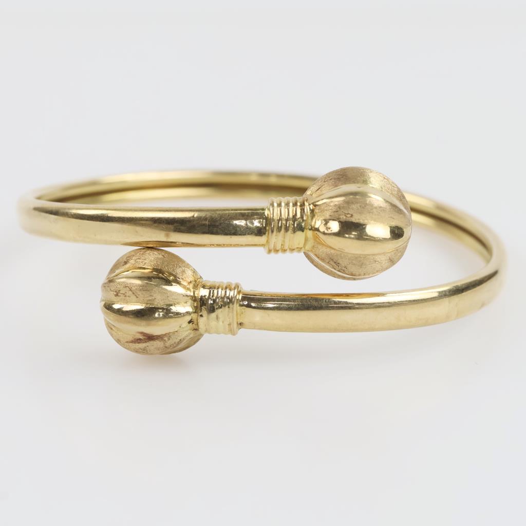 18kt GP Hollow Bangle | Property Room