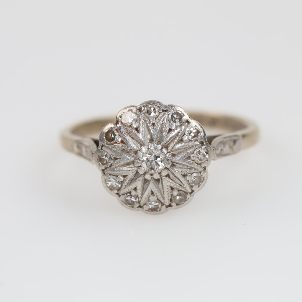 18kt Two Tone Gold Diamond Ring | Property Room