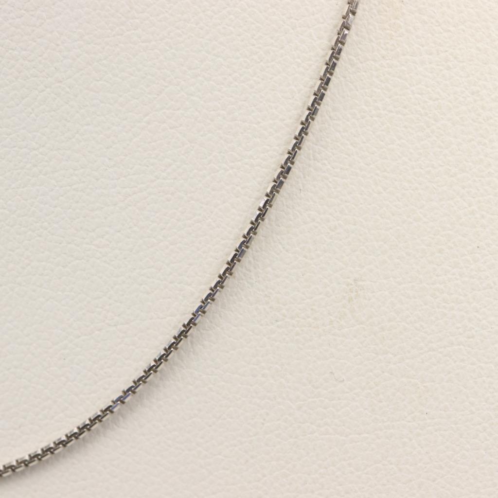 18kt White Gold Box Chain Necklace | Property Room