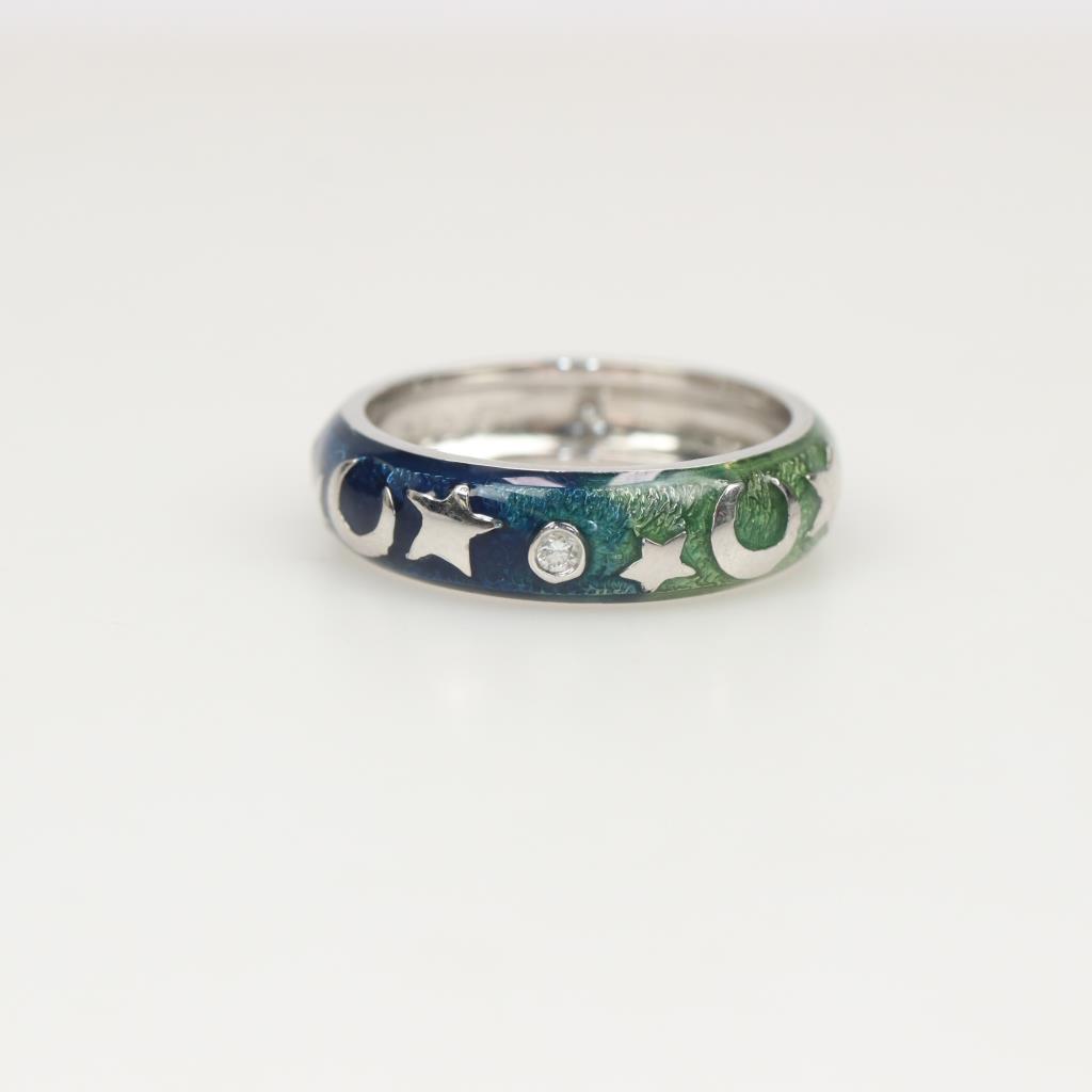 18kt White Gold Diamond Moon And Stars Band | Property Room