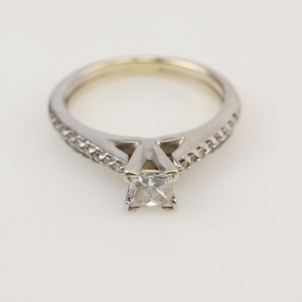 18kt White Gold Diamond Wedding Set | Property Room