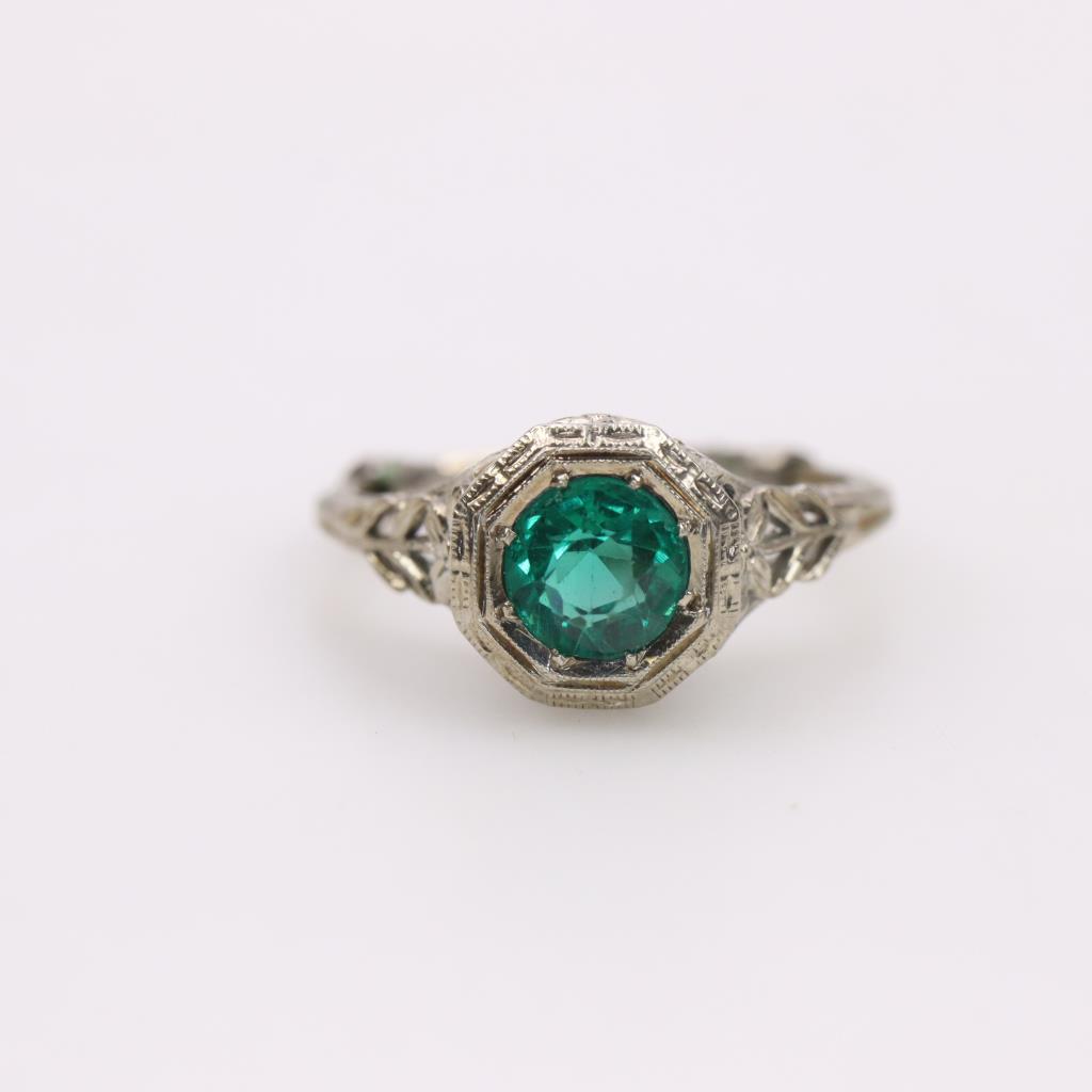 18kt White Gold Vintage Solitaire Green Spinel Filigree Ring | Property ...