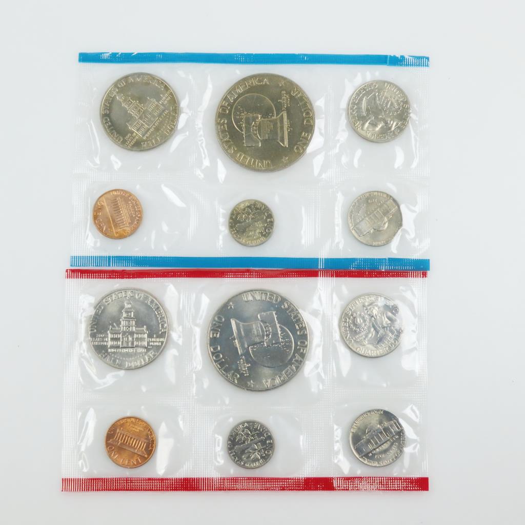 1976 P&D US Uncirculated Coin Set | Property Room