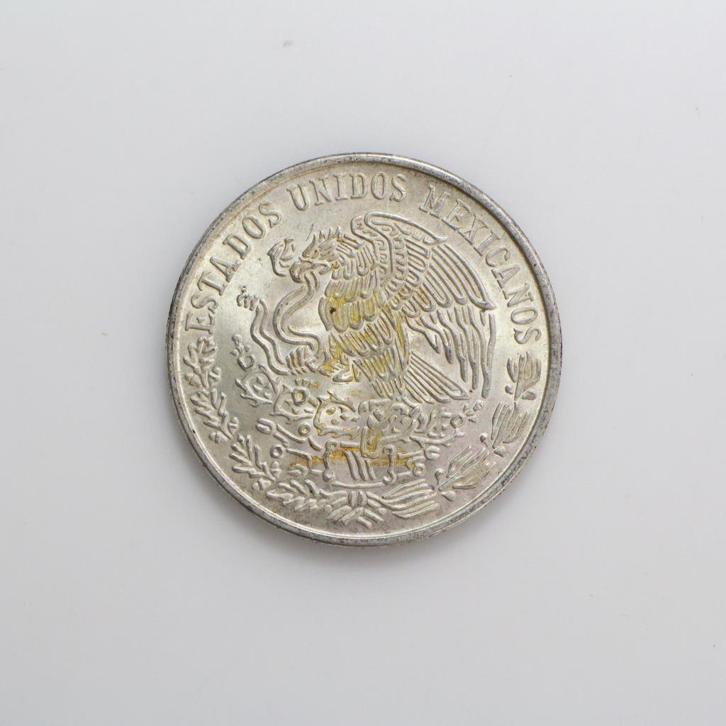 1978 Silver Mexican Cien Pesos Coin | Property Room