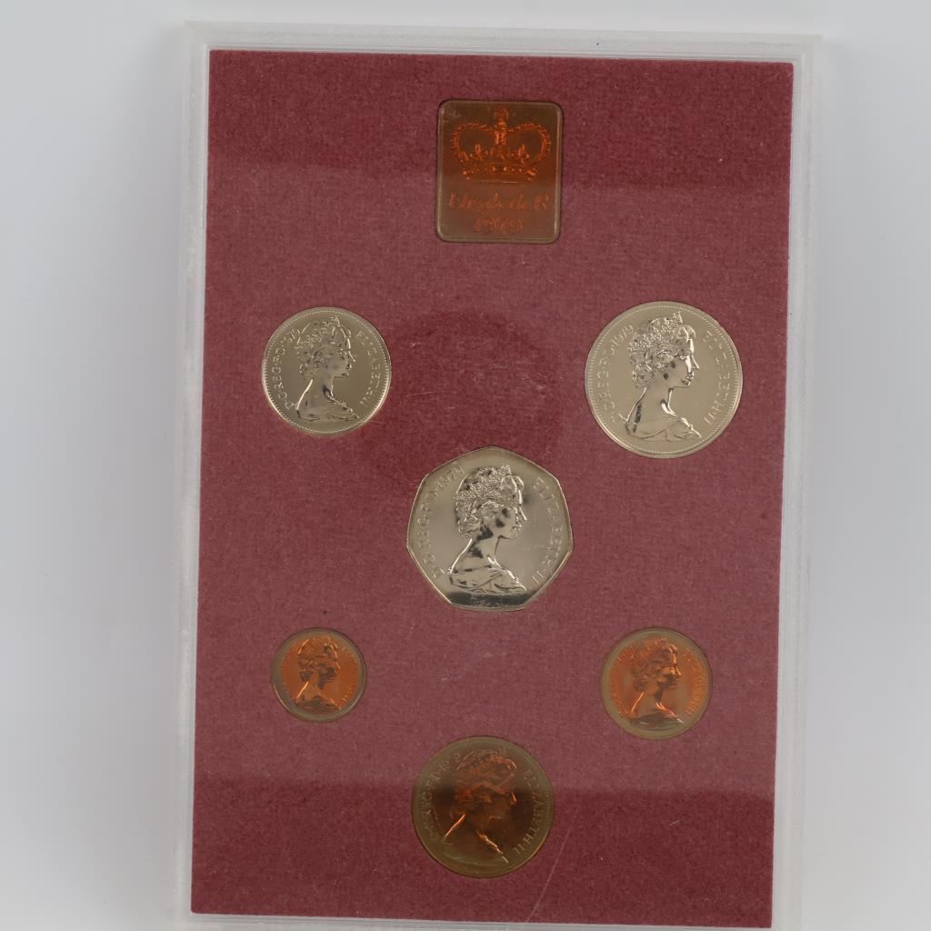 1979 Queen Elizabeth Coin Set | Property Room