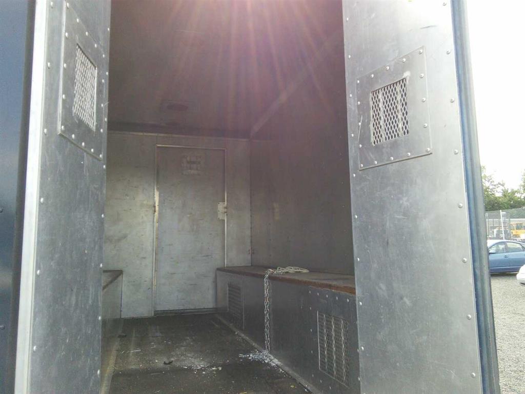 1985 Chevrolet Step Van (Hartford, CT 06114) | Property Room