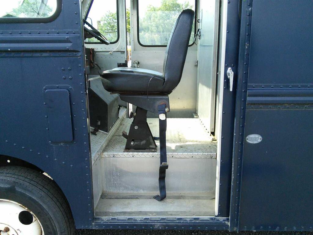 1985 Chevrolet Step Van (Hartford, CT 06114) | Property Room