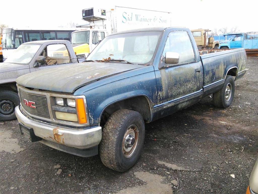 1988 GMC GMT 400 (Hartford, CT 06114) | Property Room
