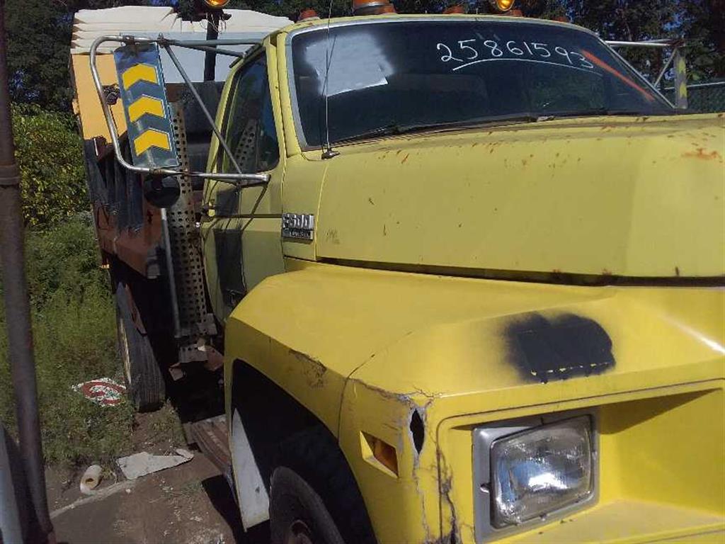 1991 Ford F600 (Medford, NY 11763) | Property Room