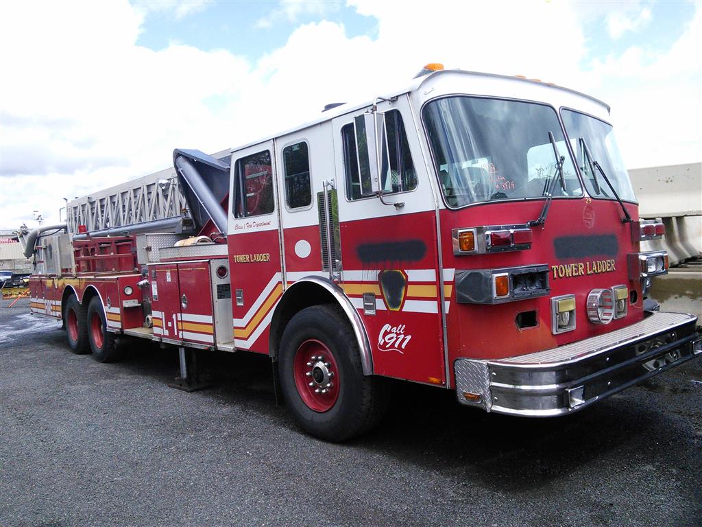 1992 Sutphen TS-90 (Hartford, CT 06114) | Property Room