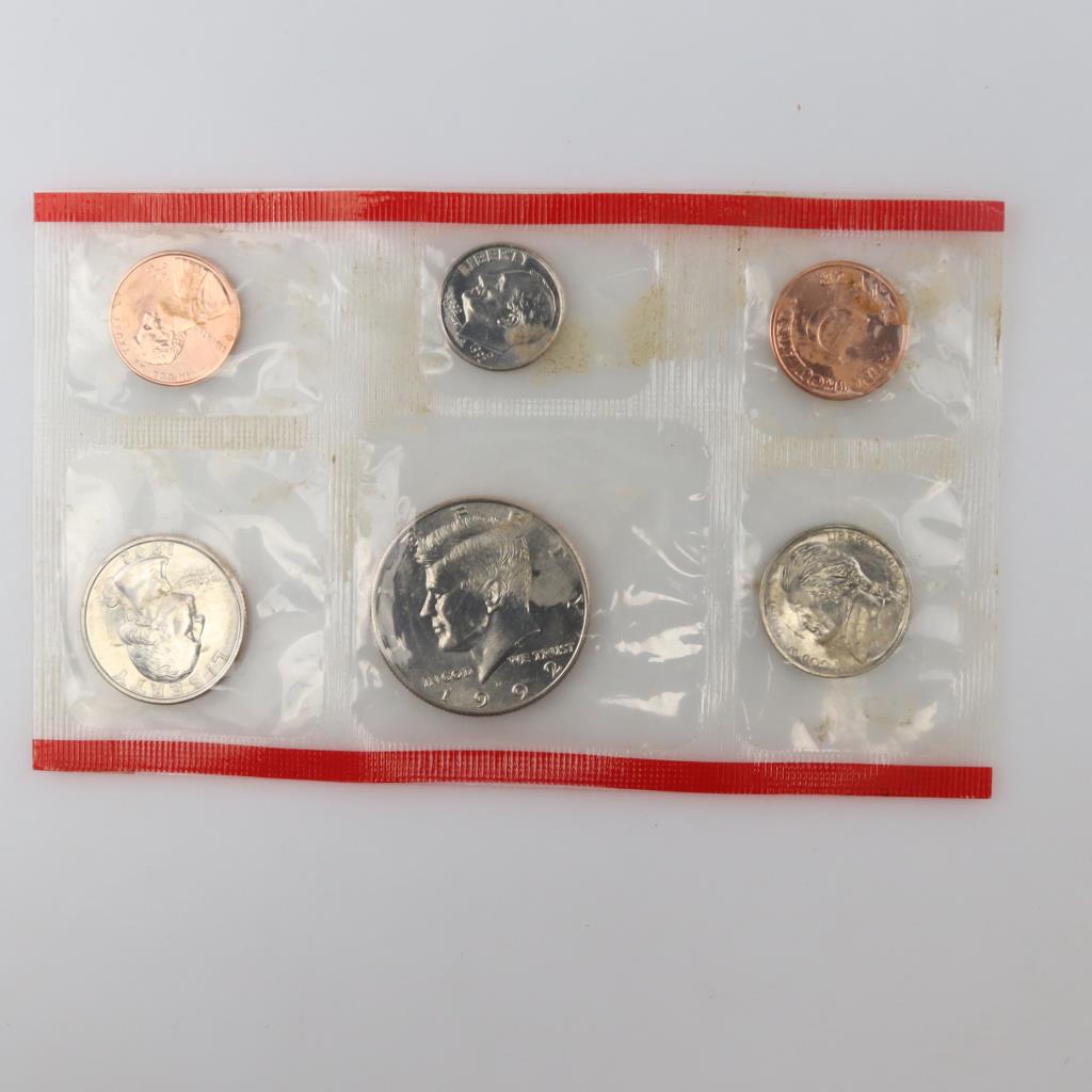 1992-D Uncirculated Mint Set | Property Room