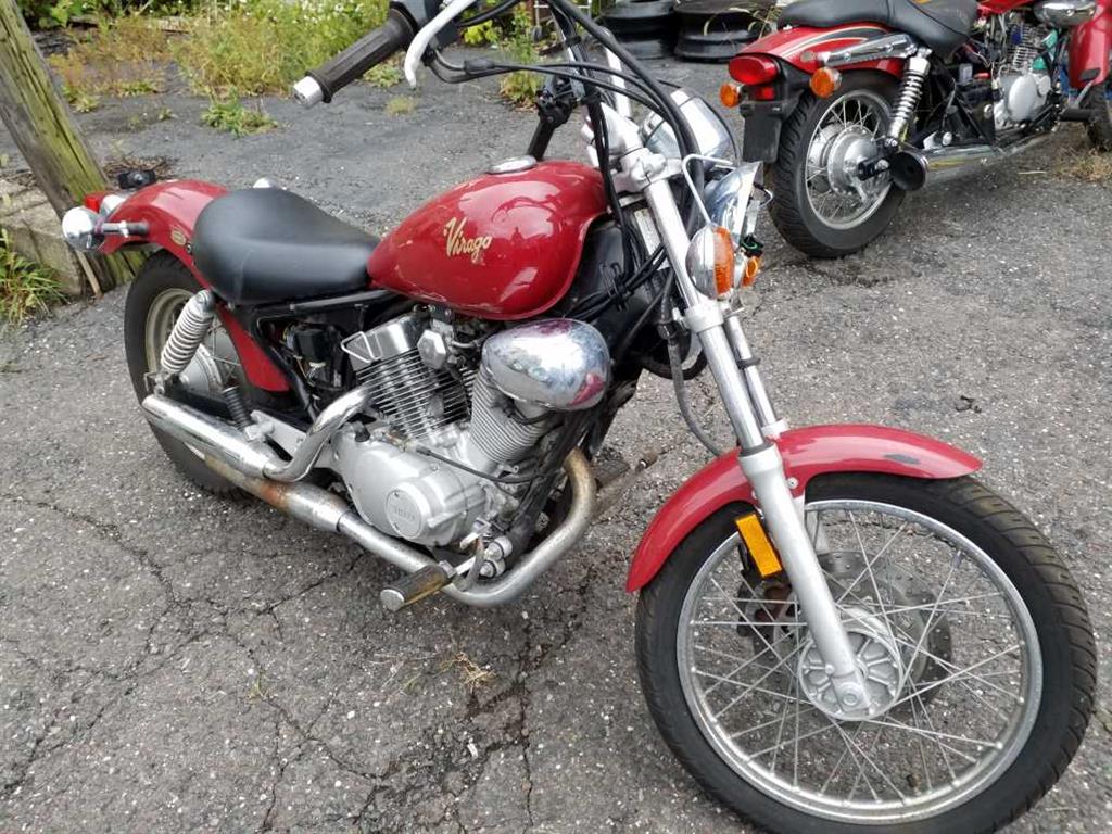 1995 Yamaha XV250 (Virago 250) (Hartford, CT 06114) | Property Room