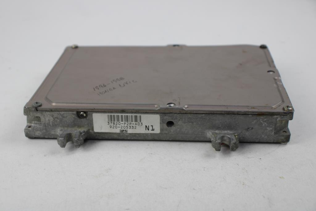1996 Honda Civic 1.6L ECM Engine Computer, 37820-P2P-A03 | Property Room