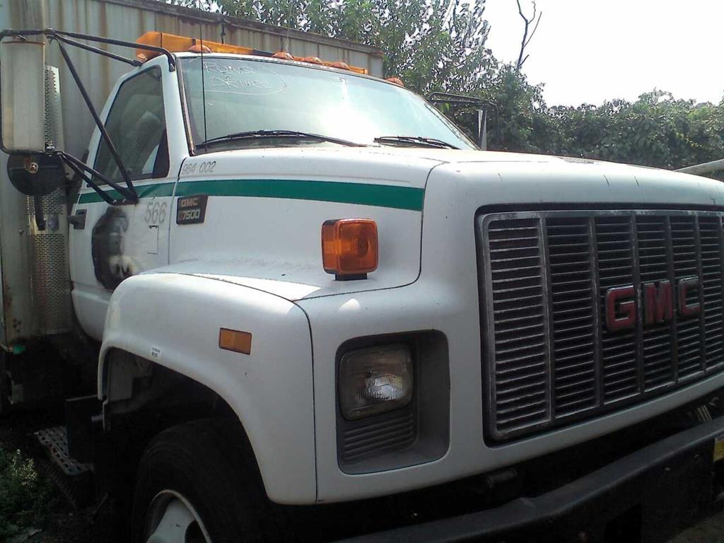 1997 GMC C-Series C7H042 (Brooklyn, NY 11211) | Property Room