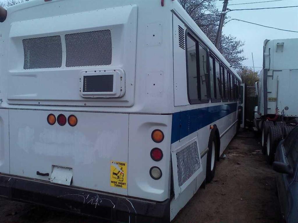 1999 Orion Orion V (Brooklyn, NY 11214) | Property Room