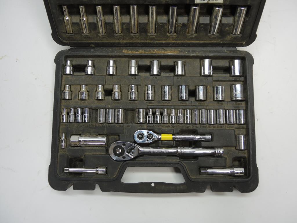 Pittsburgh Pro Ratchet Set | Property Room