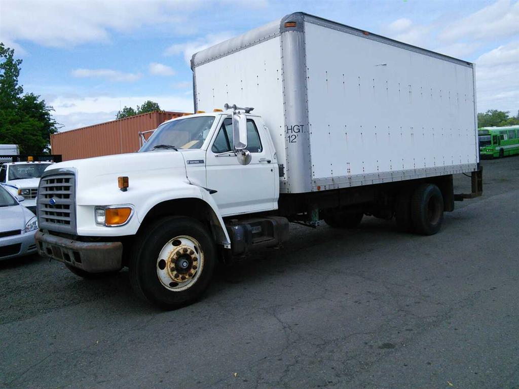 1995 Ford F80 (Hartford, CT 06114) | Property Room