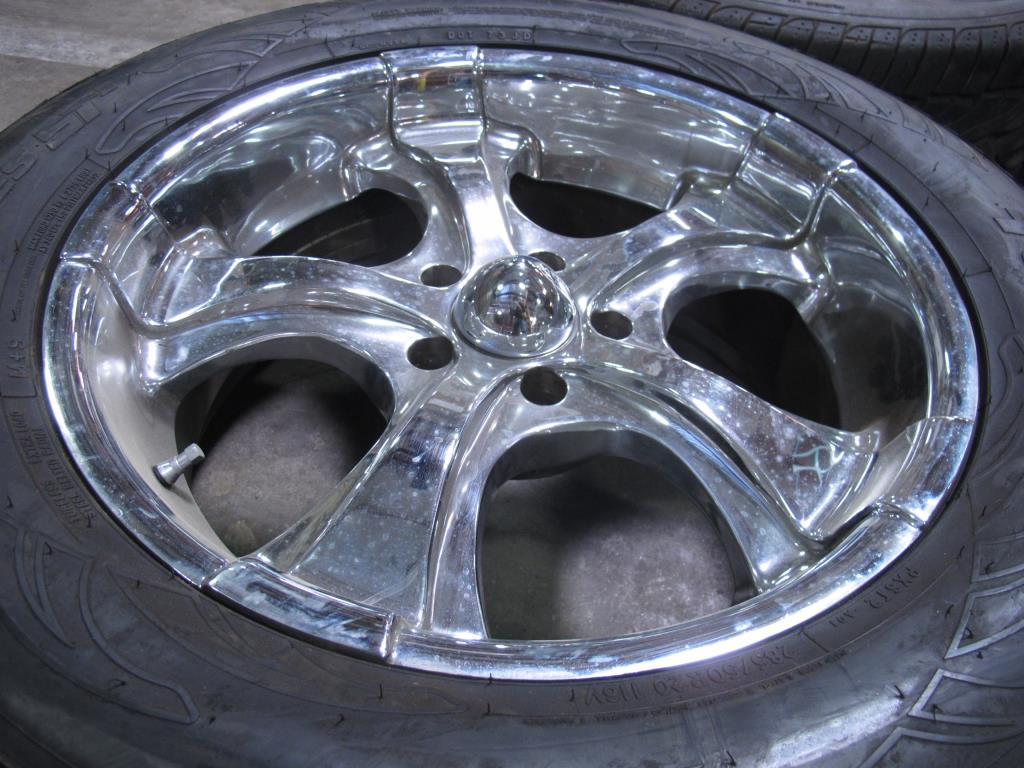 MOTTO MT100 20" Wheels - Set Of 4 **INDUSTRY (CA) APPT ONLY ...