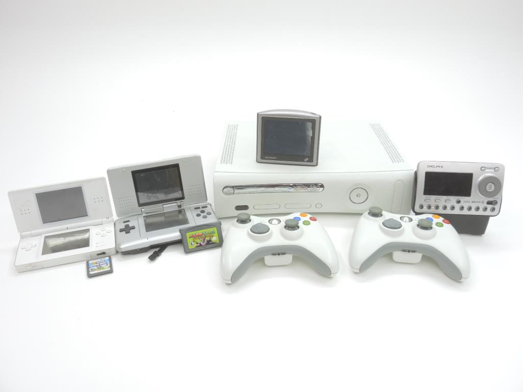 Credit Car Swipper, Xbox 360 And More, 45+ Pieces | Property Room