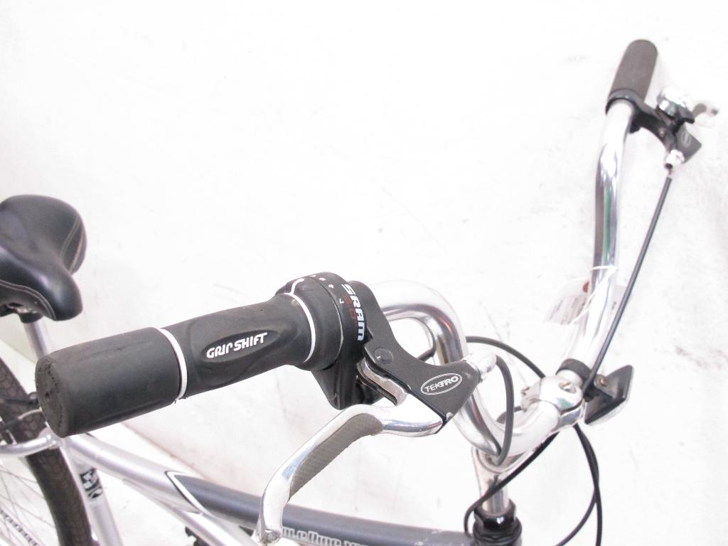 Trek Sole Ride 100 Unisex Hybrid Cruiser Bike | Property Room