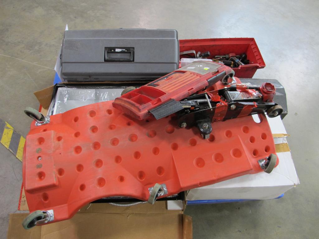 Floor Jacks, Tool Boxes And More, 5+ Pieces | Property Room