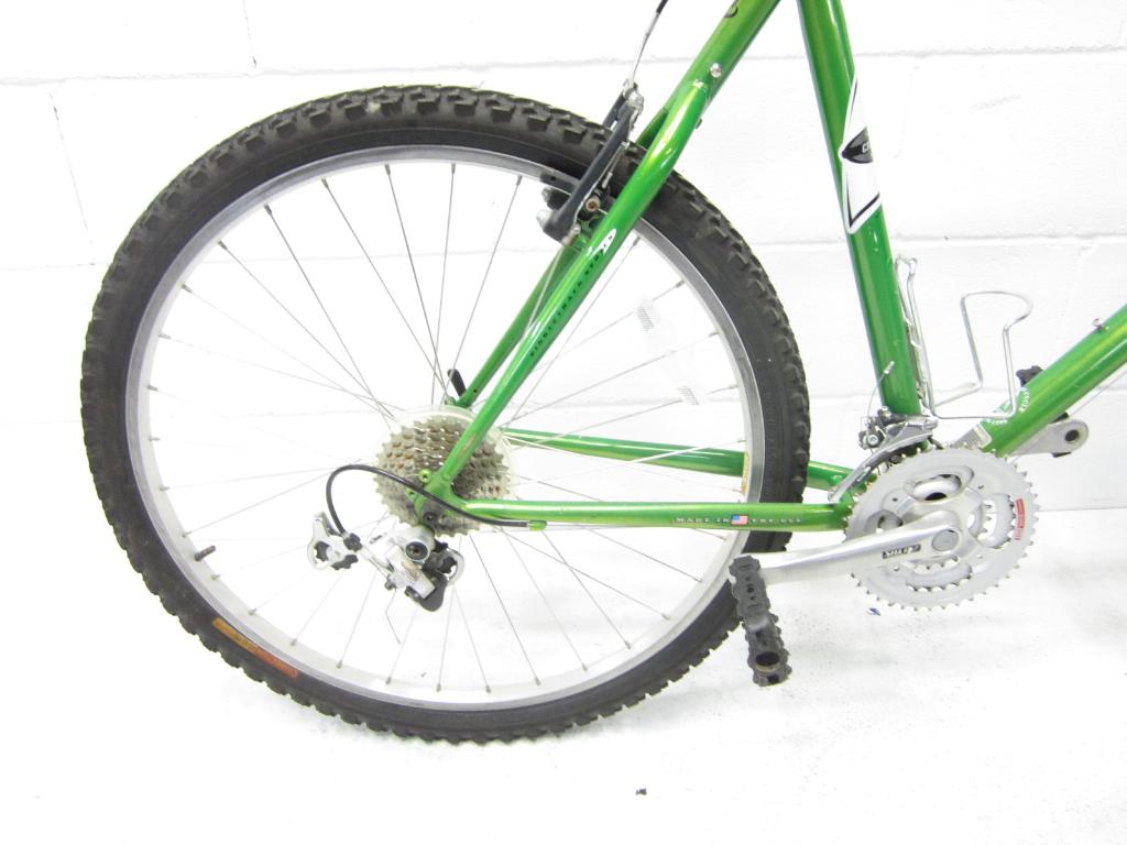 Trek Singletrack 820 Mountain Bike | Property Room