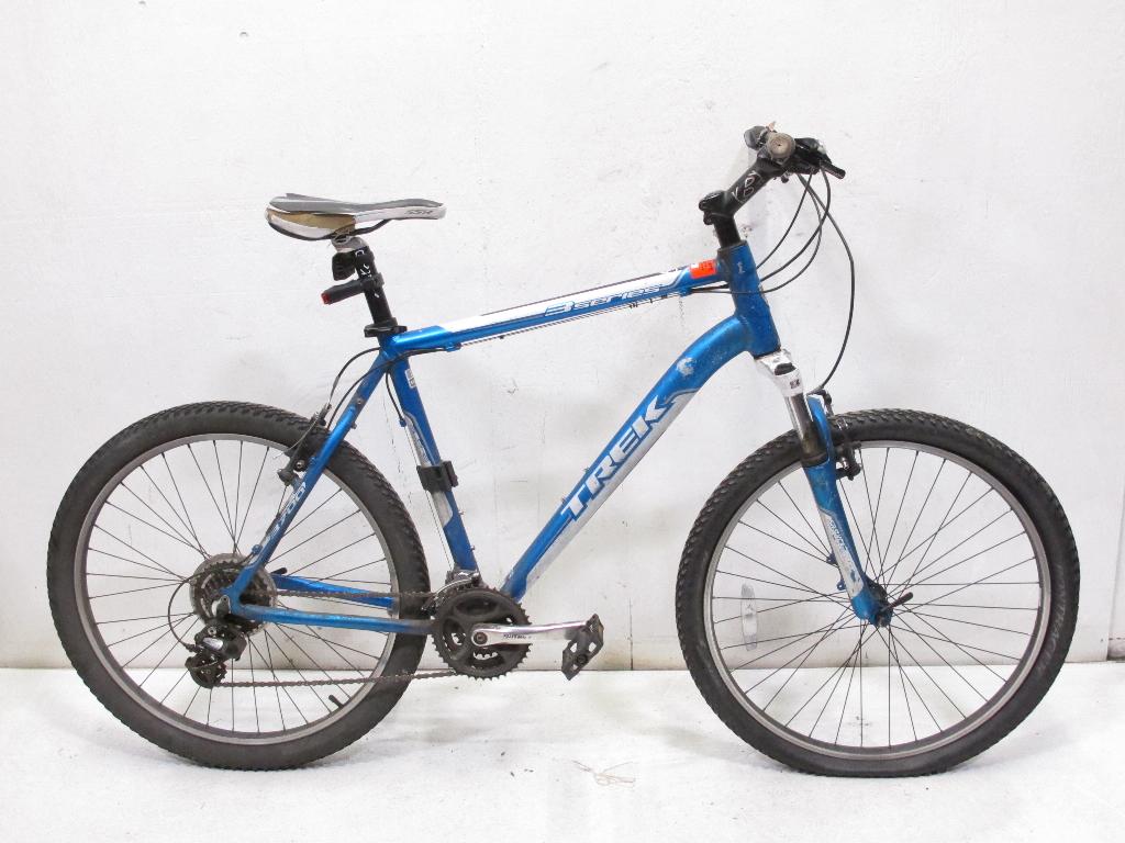 Trek 3 Series Men's Mountain Bike | Property Room
