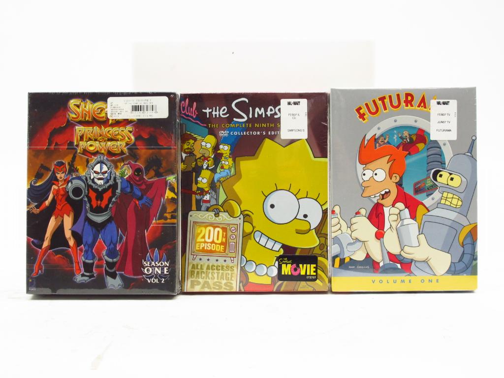 Futurama TV Show Box Set And More, 3 Pieces | Property Room