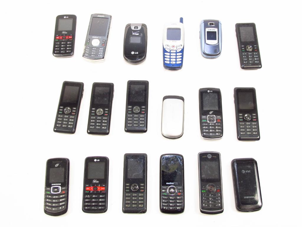 Samsung & Other Assorted Cell Phones, 10+ Pieces | Property Room