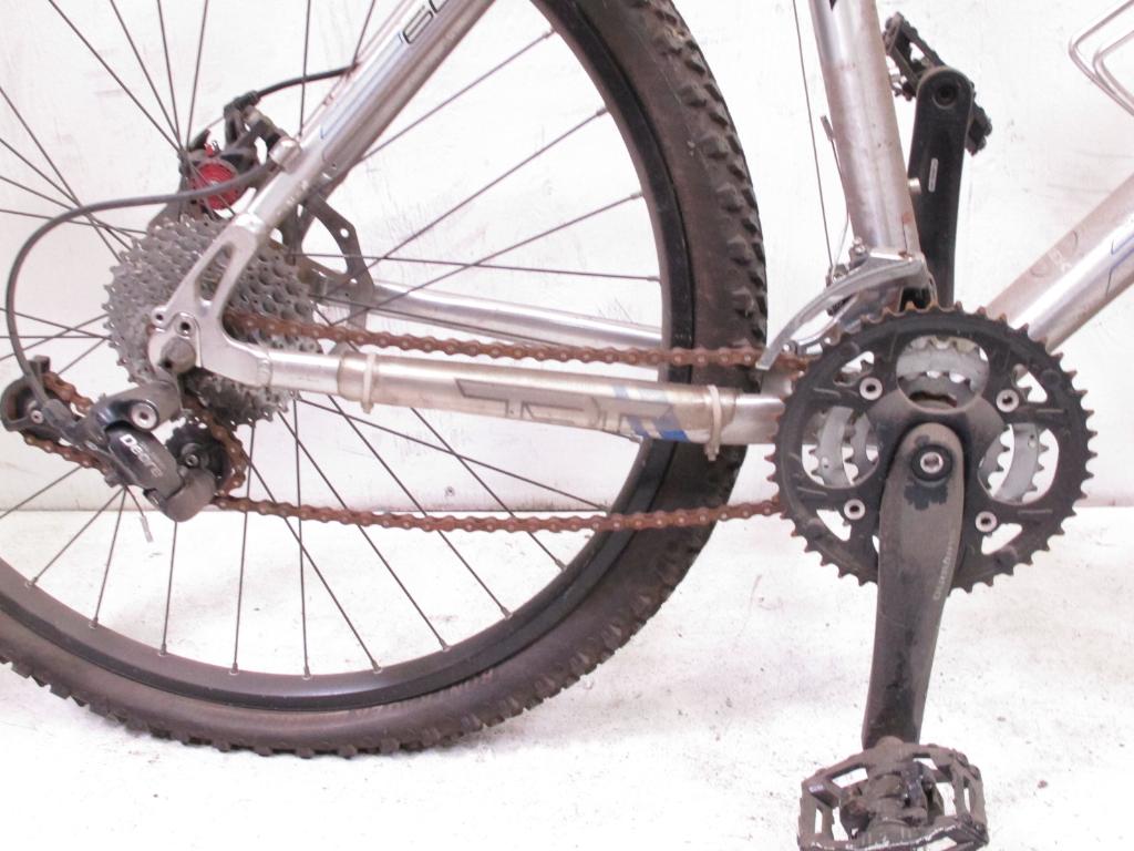 Trek 6 Series Men's Mountain Bike | Property Room
