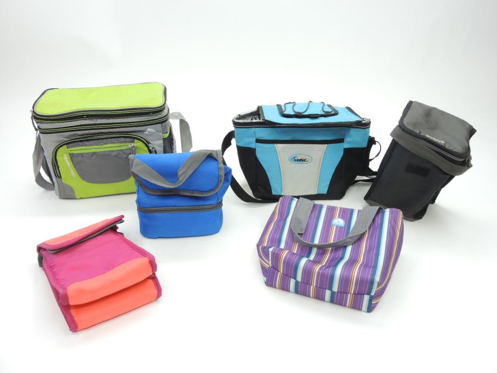 Ozark Trail Lunch Box And More, 5 Pieces | Property Room