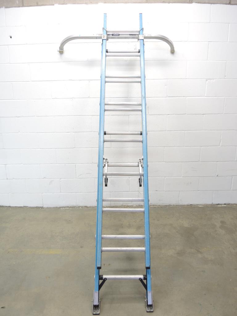 Werner 16' Extension Ladder And Husky Stabilizer, 2 Pieces | Property Room
