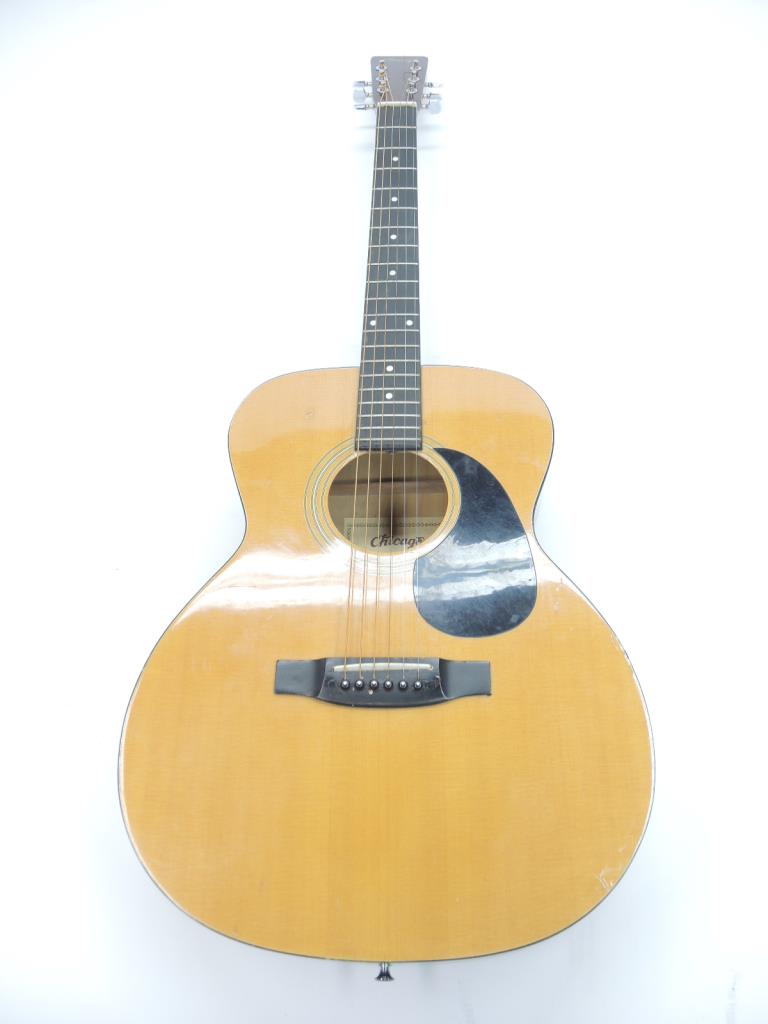 Chicago Acoustic Guitar | Property Room