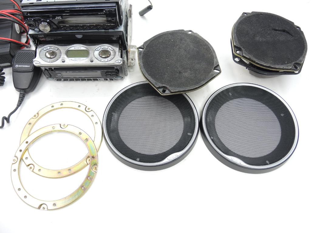 Mobile Radio, HID Light Kit And More, 7 Pieces | Property Room