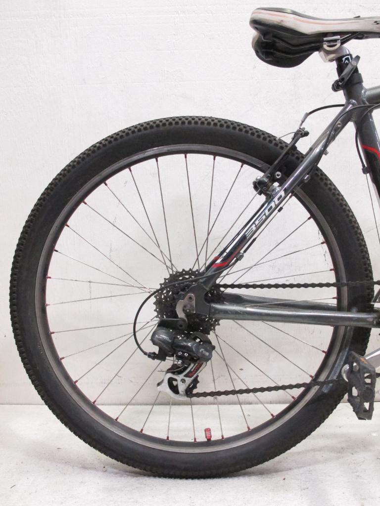 Trek 3 Series Men's Mountain Bike | Property Room