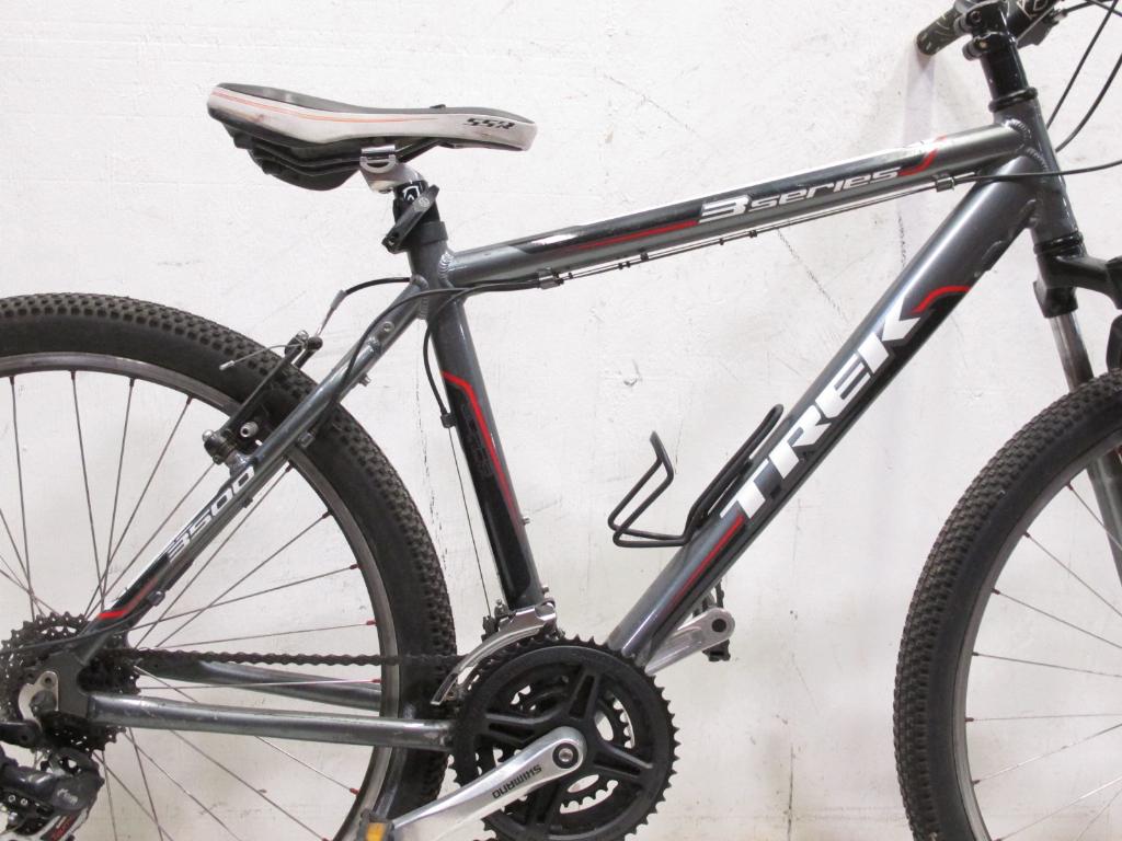 Trek 3 Series Men's Mountain Bike | Property Room